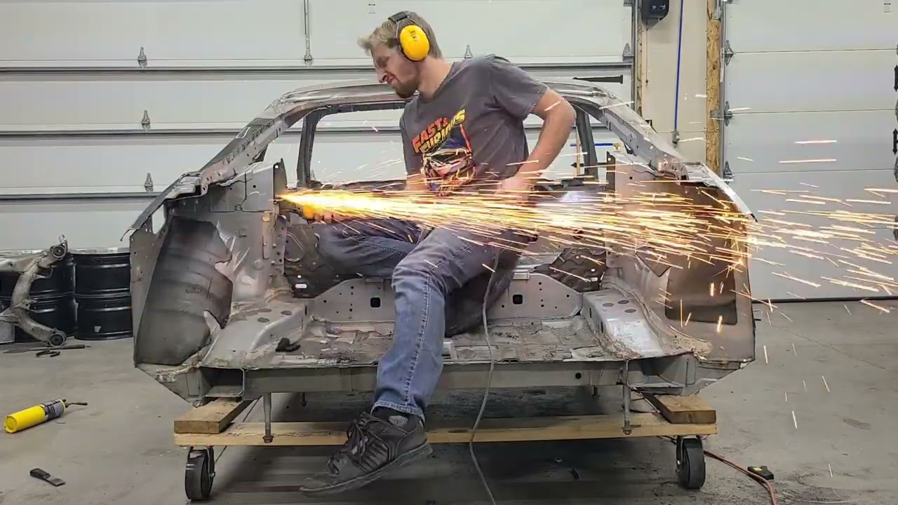 Building a Formula drift pro 1 car in my garage - Houseterior